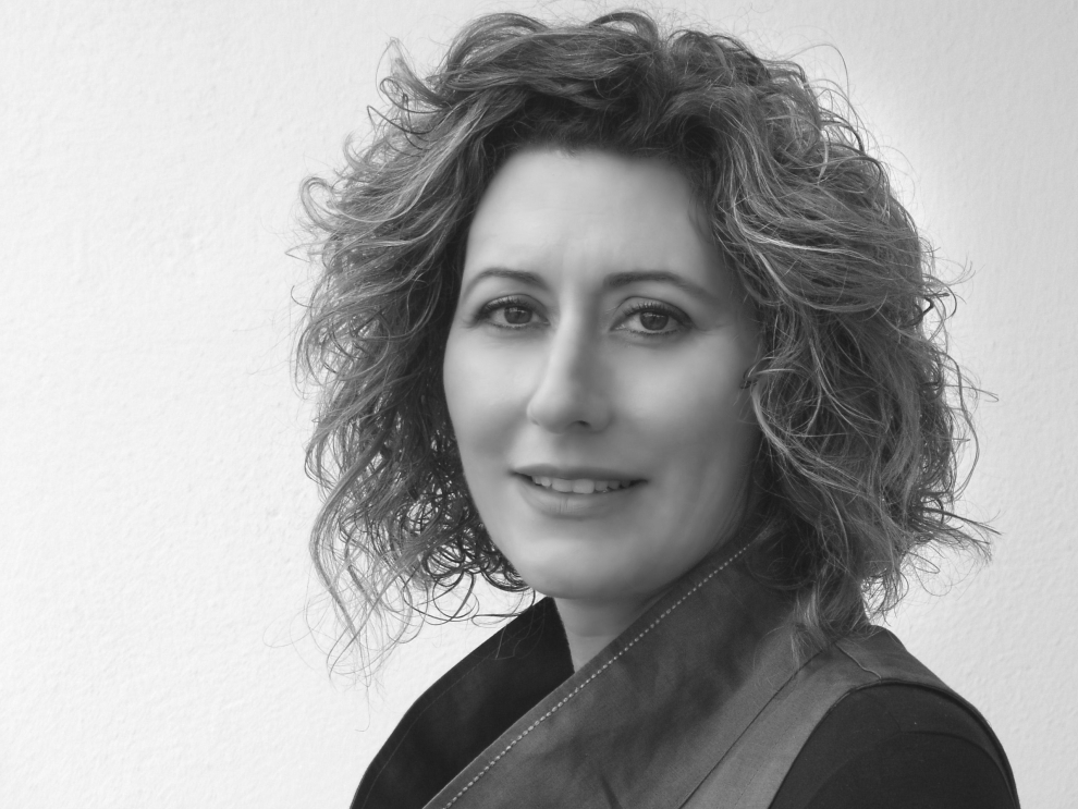 Reading Greece: Elsa Korneti on the Interrelation between Poetry and ...