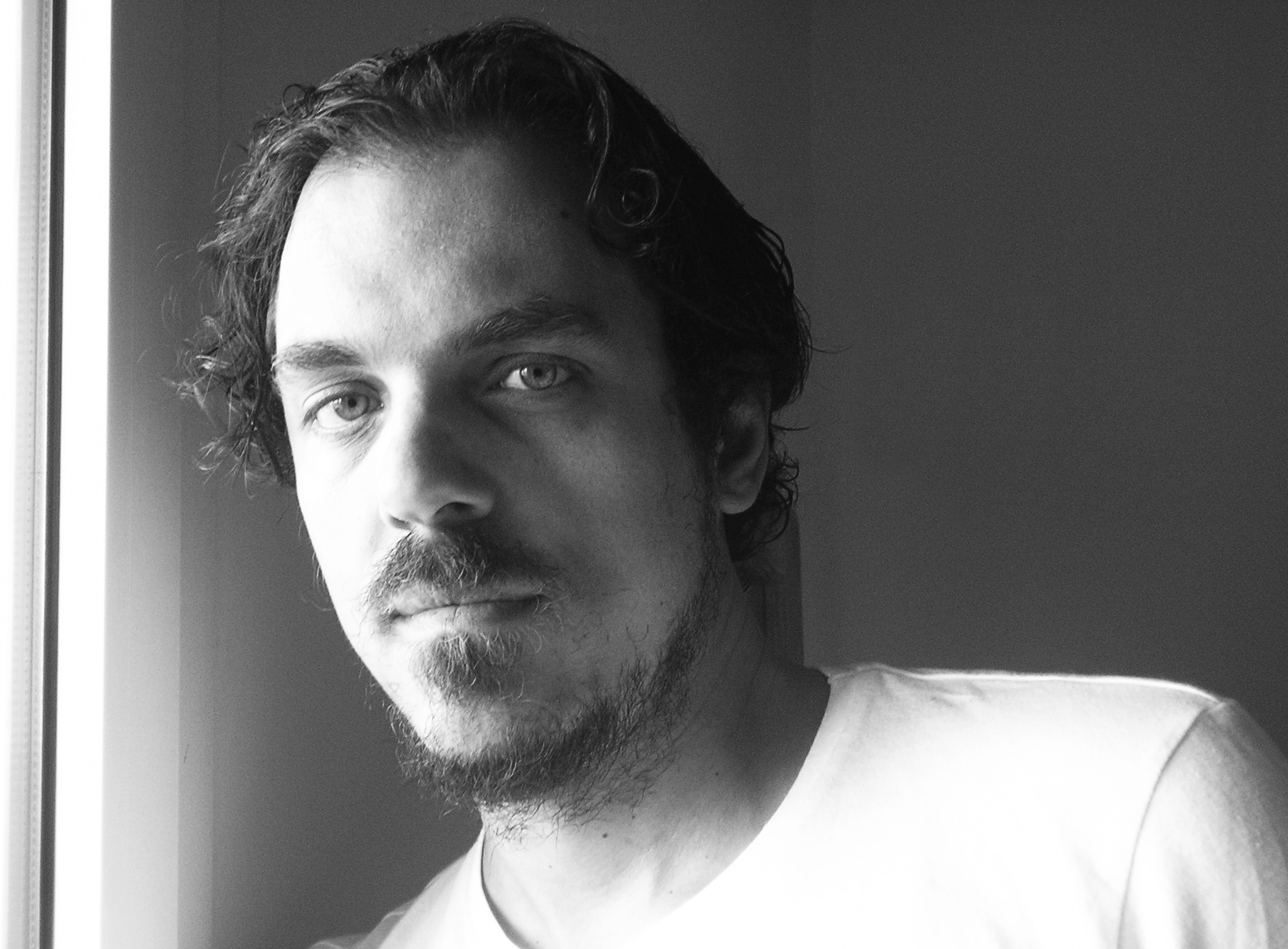 Reading Greece: Nikos Mandis on Fiction, Labyrinths and Athens as the ...